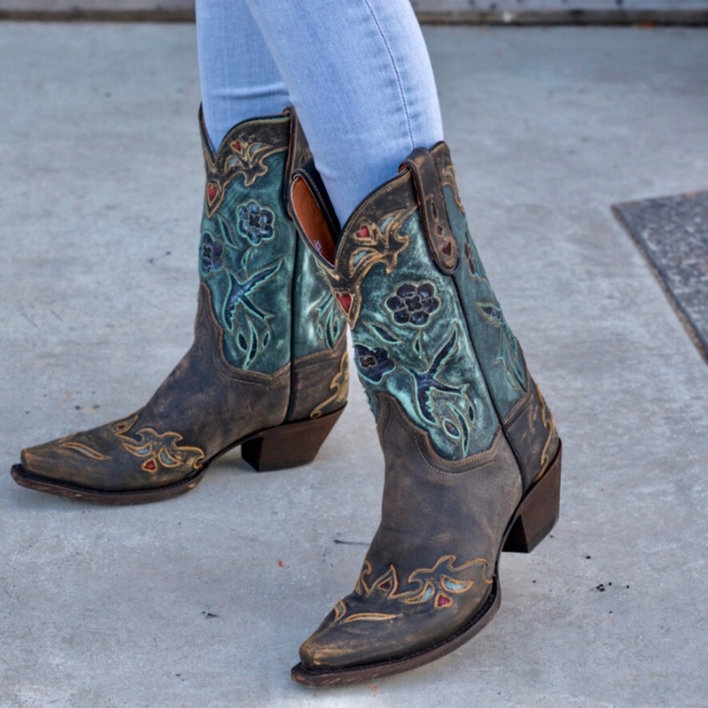 Vintage Dan Post Bluebird Cowboy Boots - Gem
